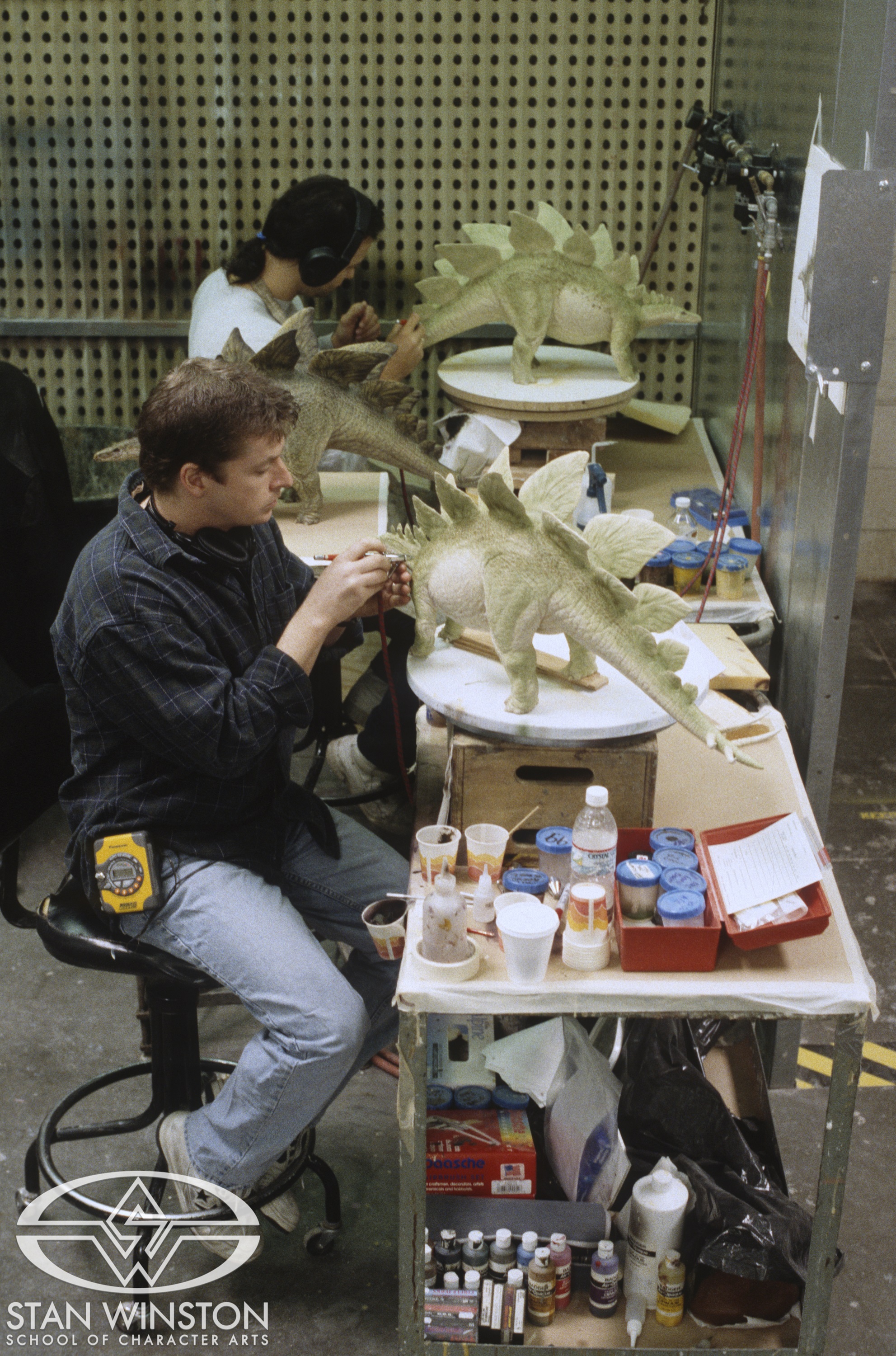 The Adult and Baby Stegosaurus of The Lost World: Jurassic Park (1997 ...