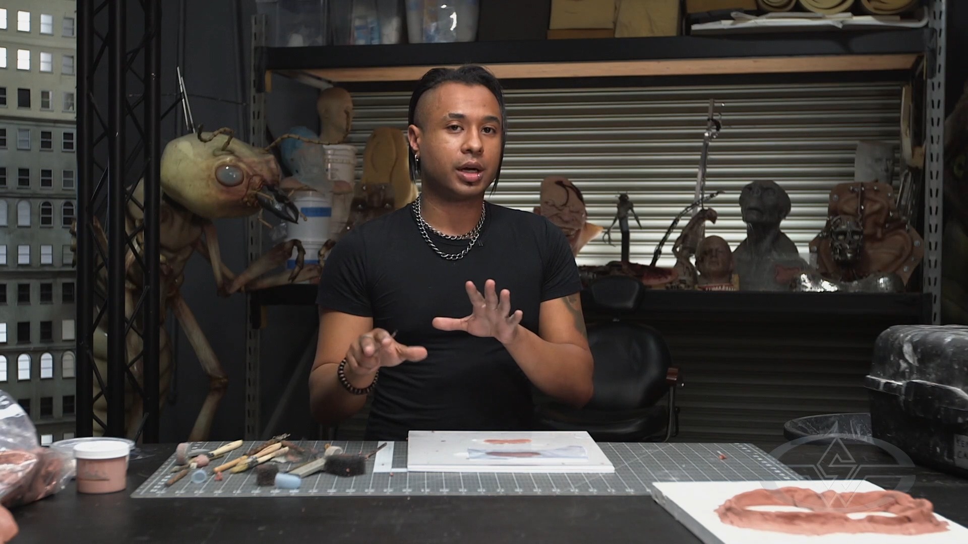 How to Create Directional Pores in Prosthetics | Stan Winston School of ...